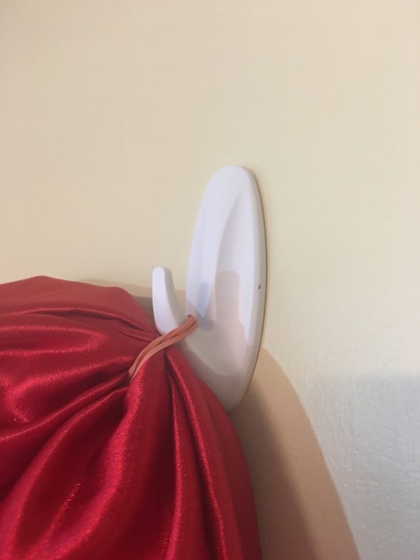 “Blood on the Doorpost” Passover Decoration | Torah Sisters